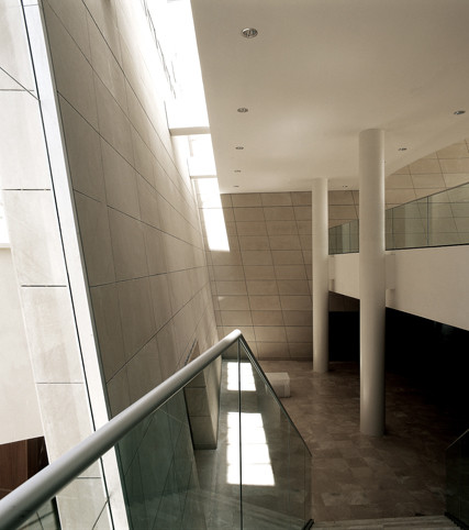 Gallery of University Senate Center / Chyutin Architects - 14