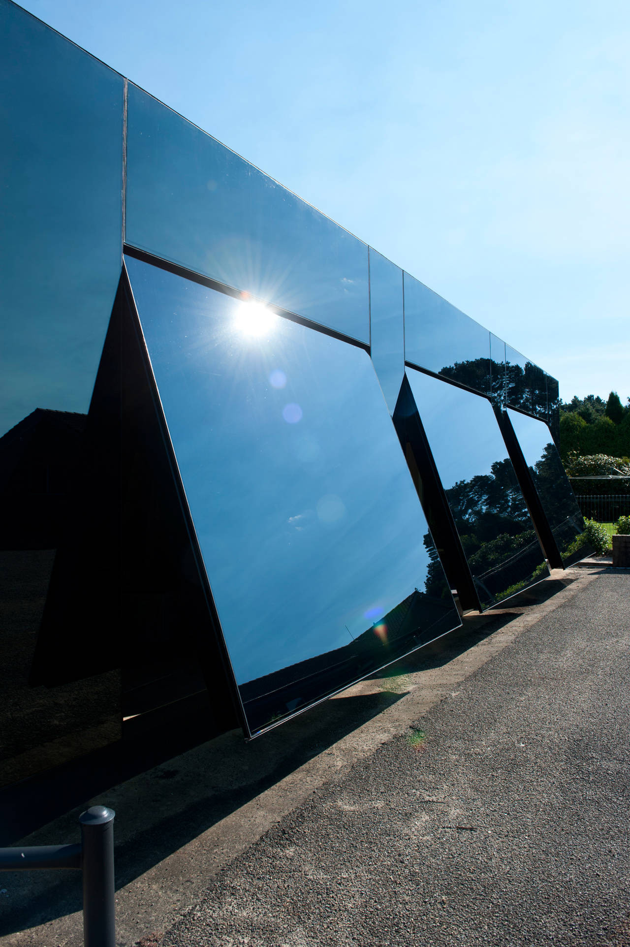 Gallery of Black Box / Tina Tziallas + Factor Design - 7