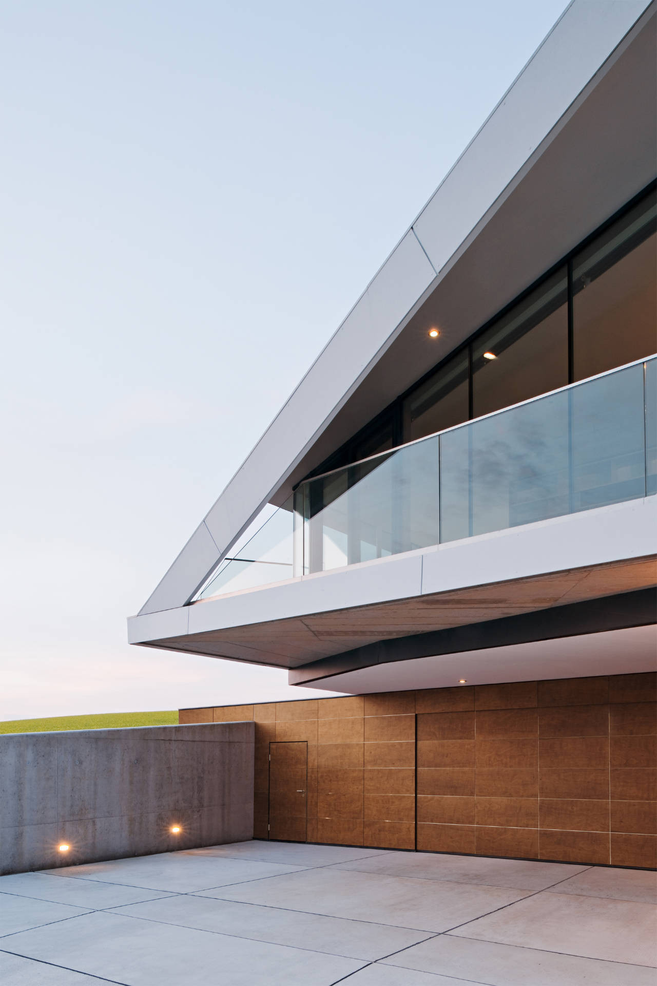 Gallery of L House / Architects Collective - 10