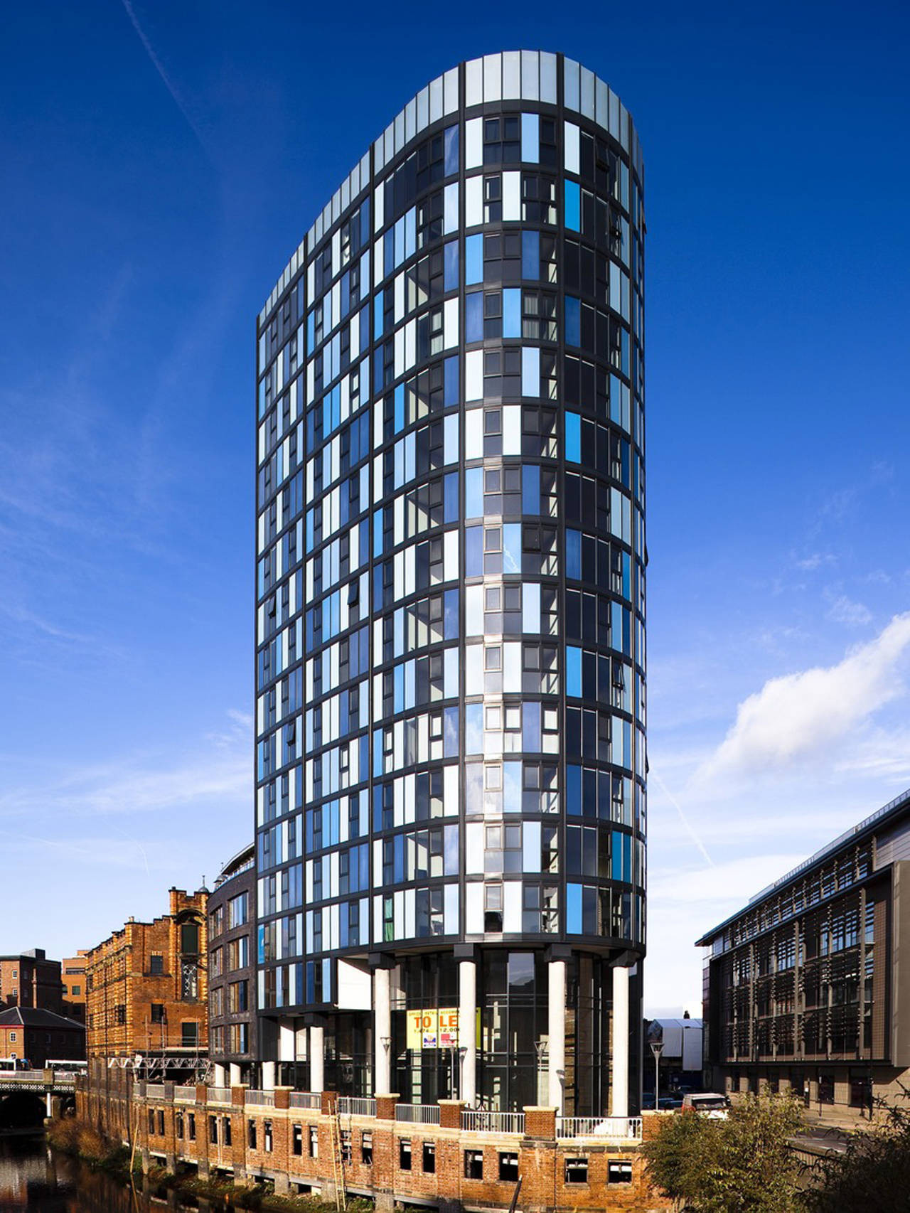 Gallery of iQuarter / Cartwright Pickard Architects - 6