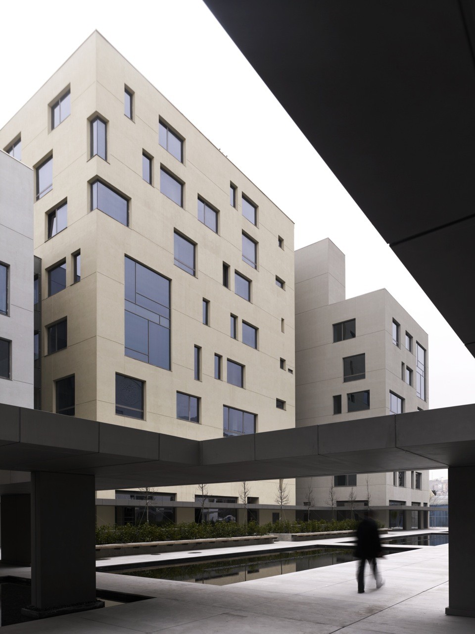 Gallery of Tekfen Kagithane Ofispark / EAA - Emre Arolat Architecture - 21