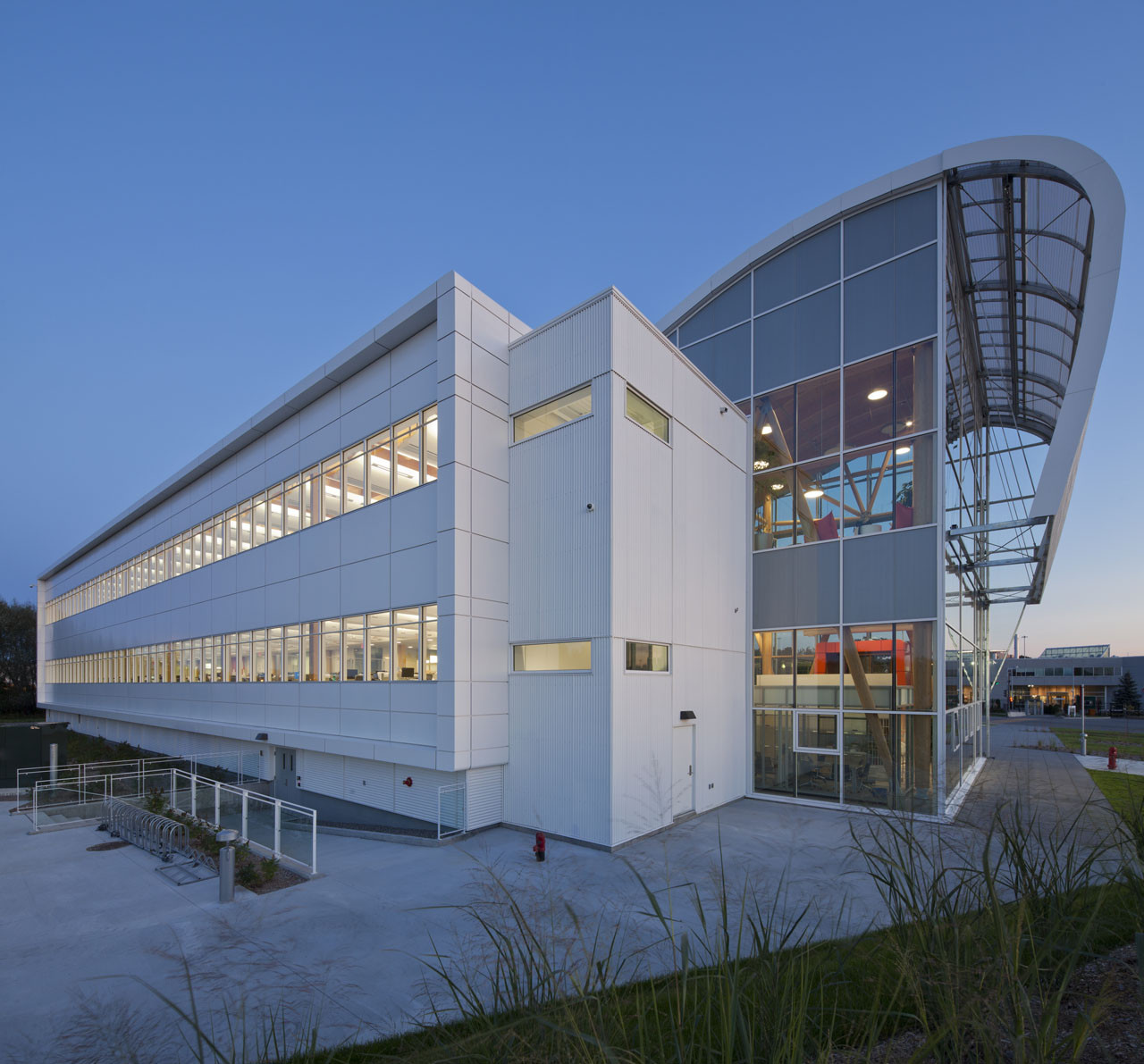 Gallery of Administrative Building of GlaxoSmithKline Inc ...