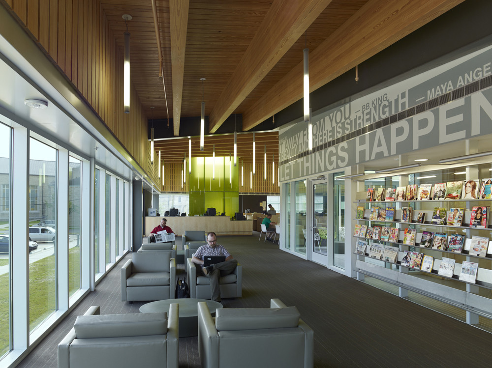 Gallery of Rosa Keller Library / Eskew+Dumez+Ripple - 4