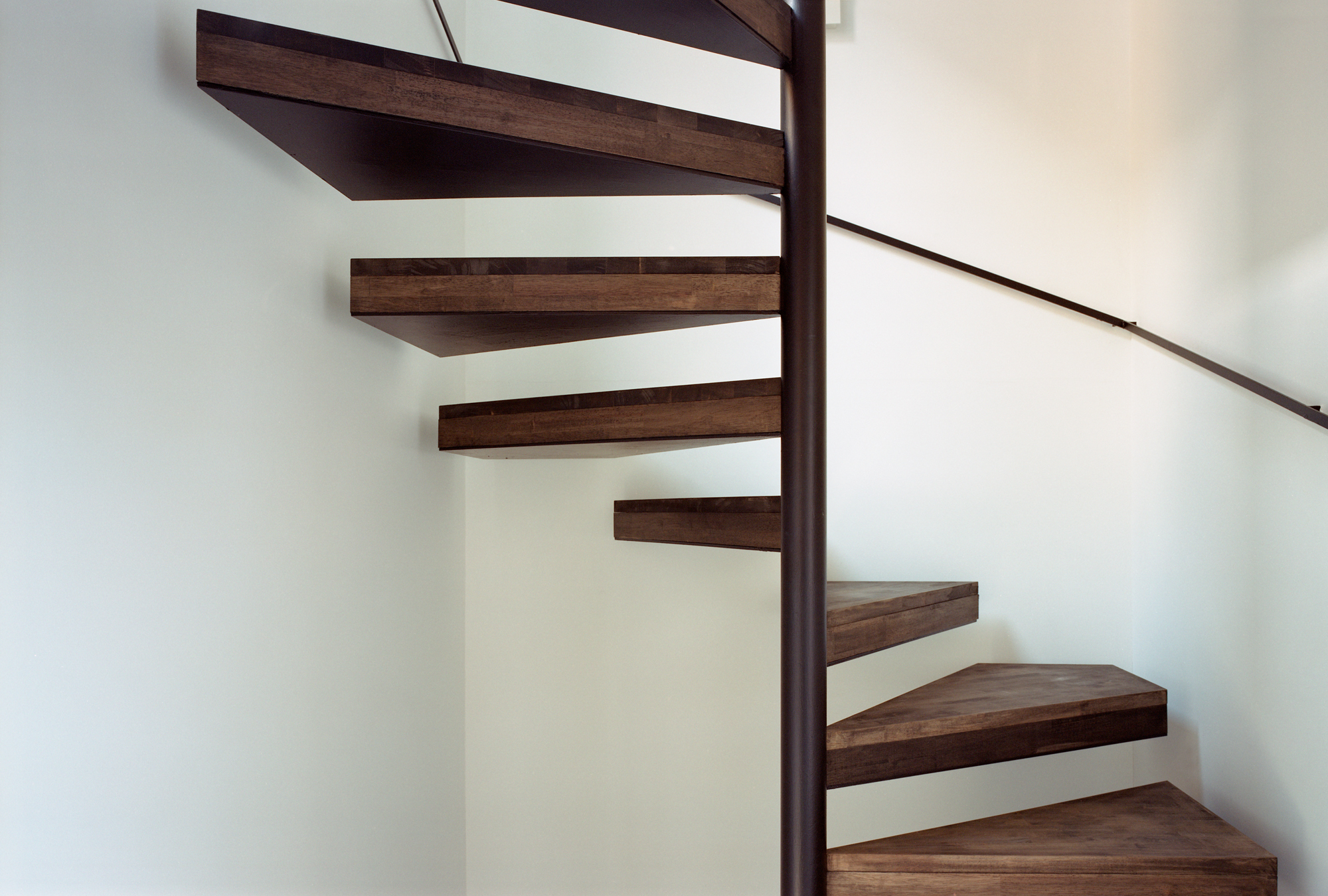 Gallery of HouseK / Hiroyuki Shinozaki Architects - 10