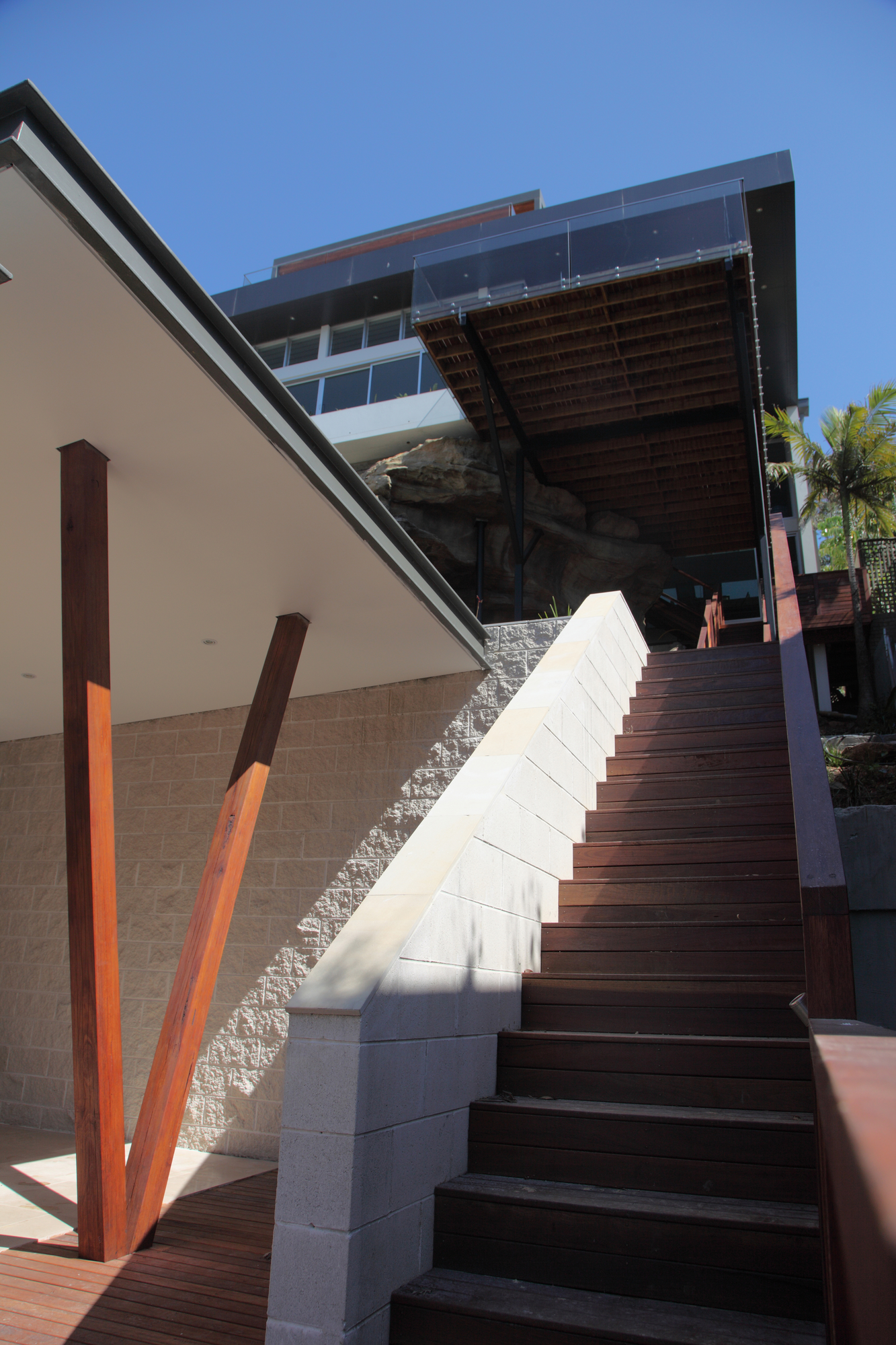 Gallery of Kangaroo Point House / DMJ Design Studio - 16