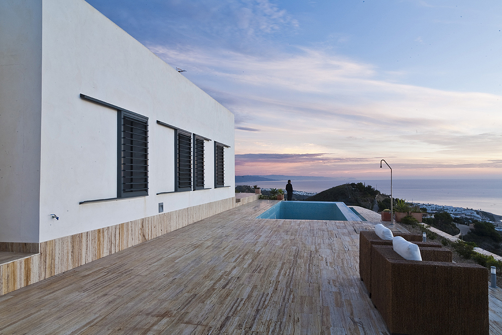 Gallery of AA House / MVN Architects - 13