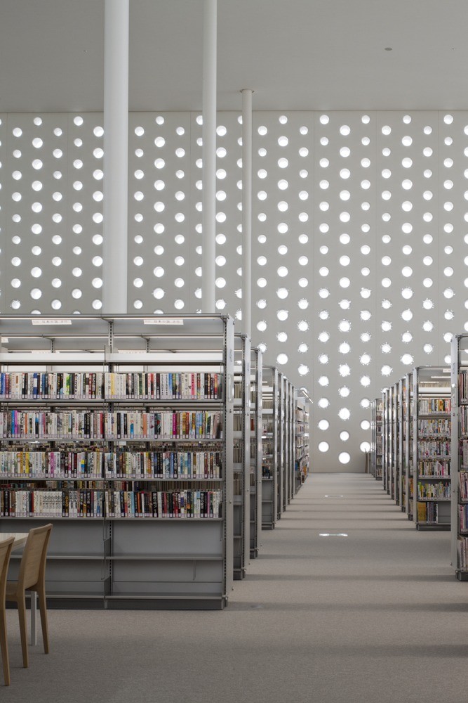 Gallery of Kanazawa Umimirai Library / Coelacanth K&H Architects - 13