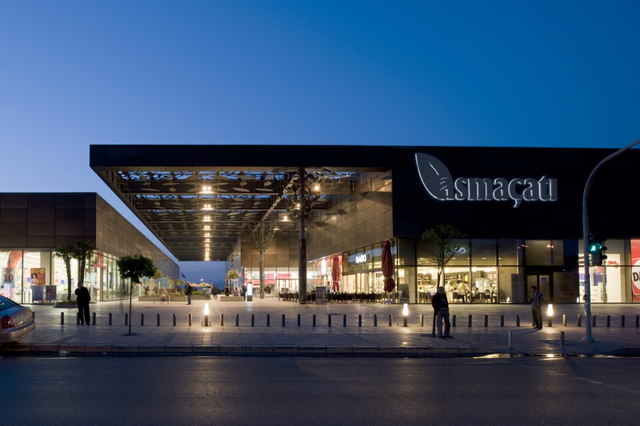 Gallery of Asmacati Shopping Center / Tabanlioglu Architects - 9