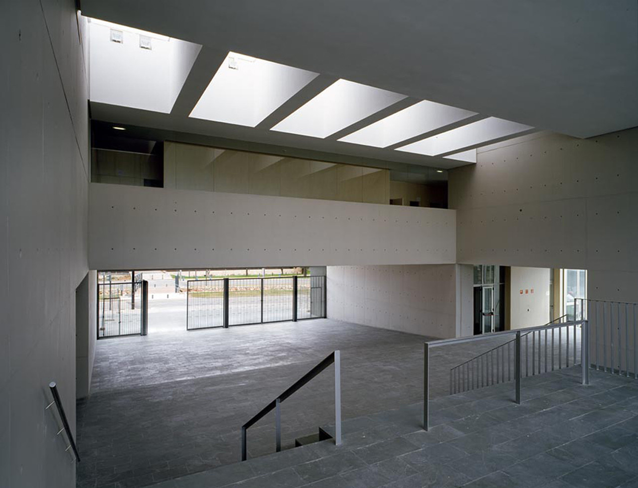 Gallery of Library and Document Center / Peñín Architects - 6