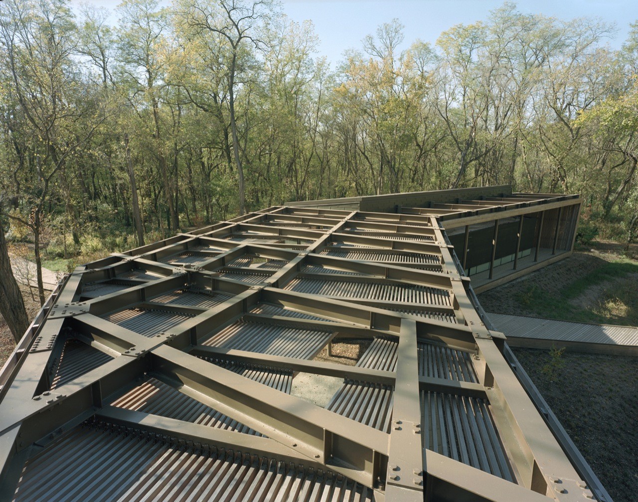 Gallery of The Ruth Lilly Visitors Pavilion / Marlon Blackwell ...