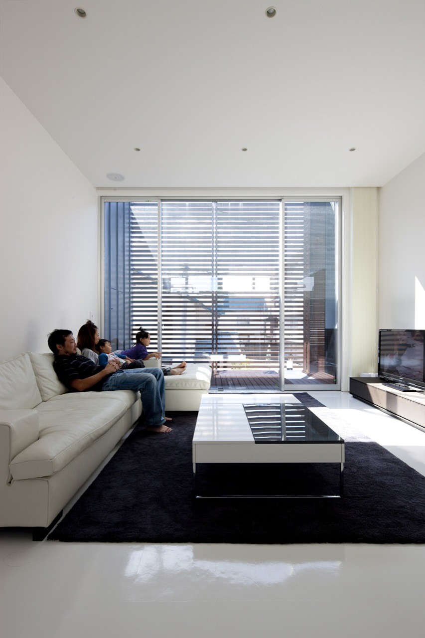 Gallery of Louver House / Code Architectural Design - 5