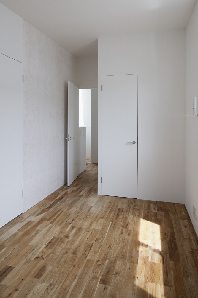 Gallery of KDR House / I.R.A. - 19