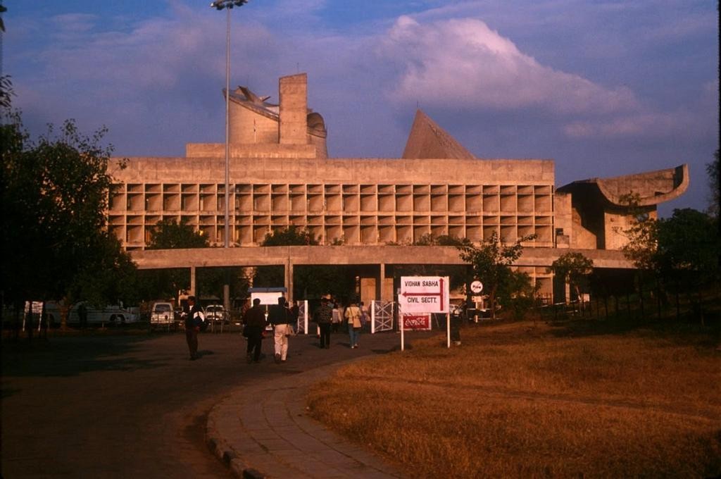 Gallery of AD Classics: Palace of the Assembly / Le Corbusier - 9