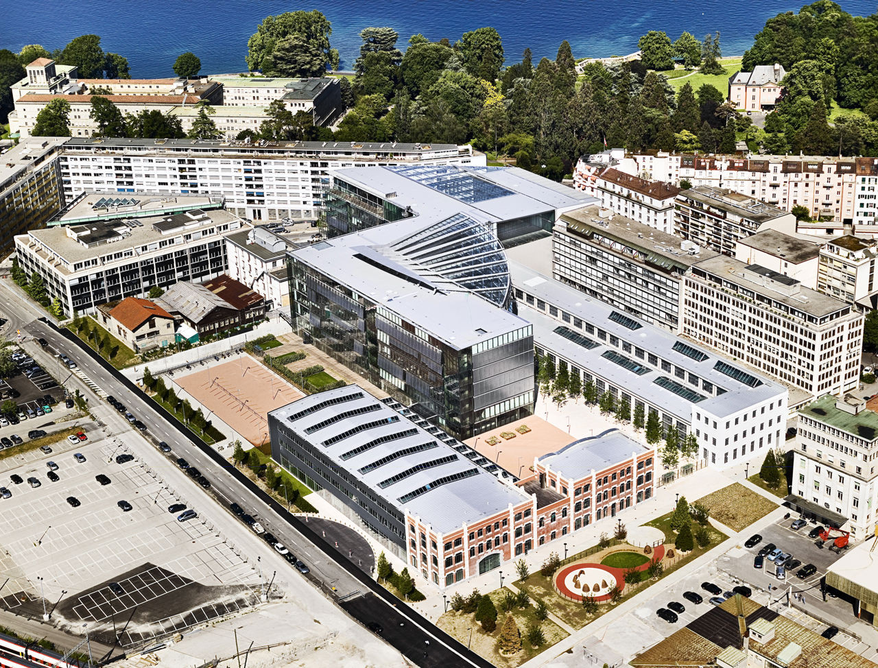 Gallery of Flashback: Merck Sereno Headquarters / Murphy Jahn - 7