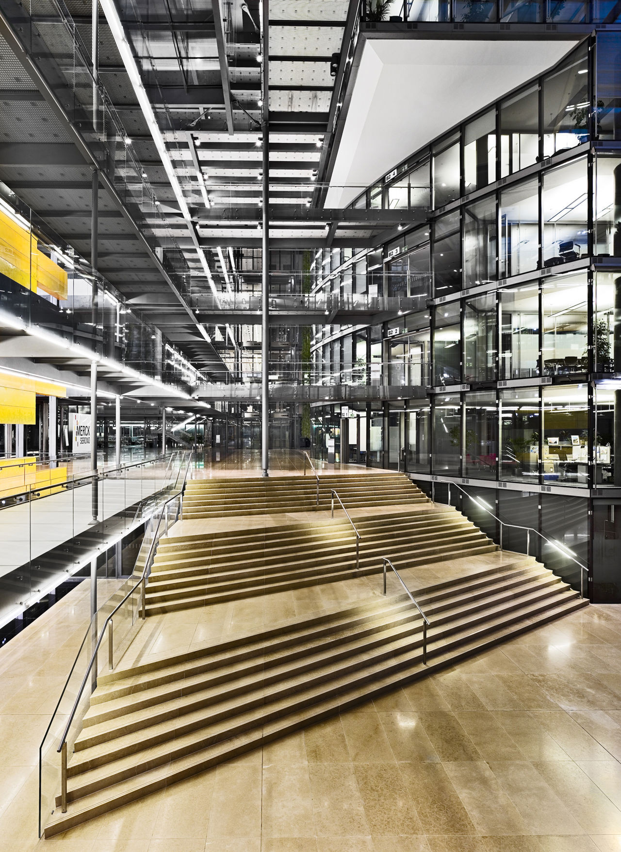 Gallery of Flashback: Merck Sereno Headquarters / Murphy Jahn - 9