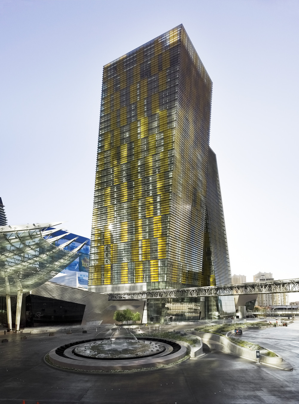 Gallery of Veer Towers / Murphy/Jahn - 8