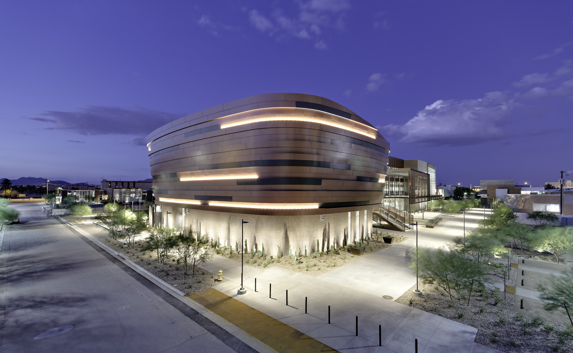 Gallery of GateWay Community College / SmithGroup JJR - 12