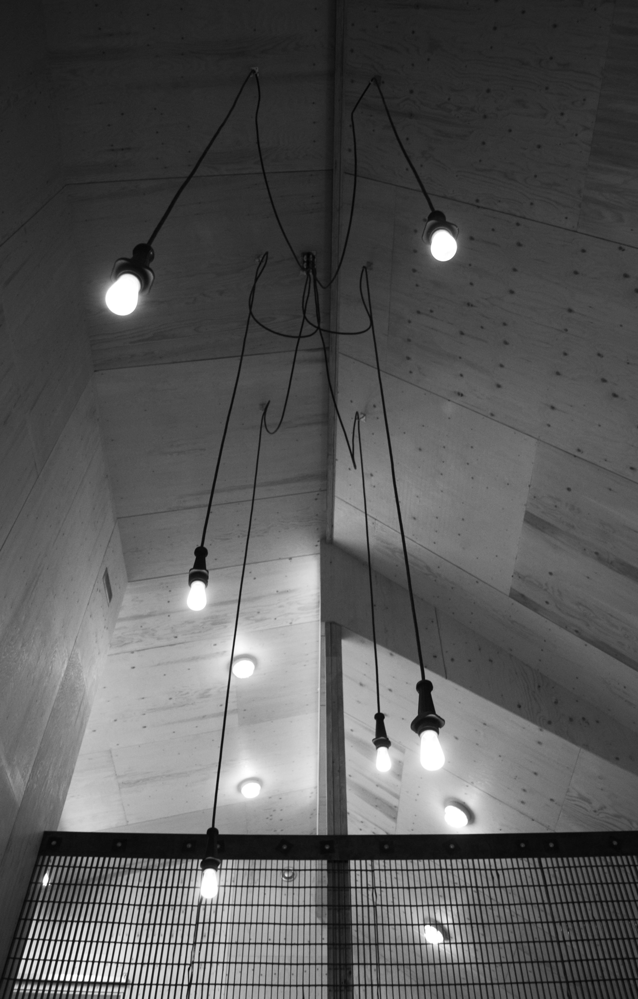 Gallery of Moore Studio / Omar Gandhi Architect - 19