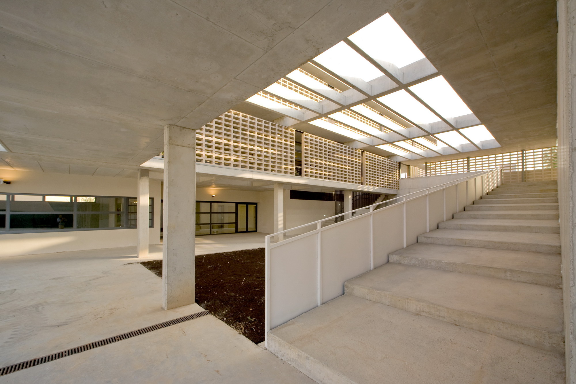 Gallery of CEIP de MURO / BB Arquitectes - 6