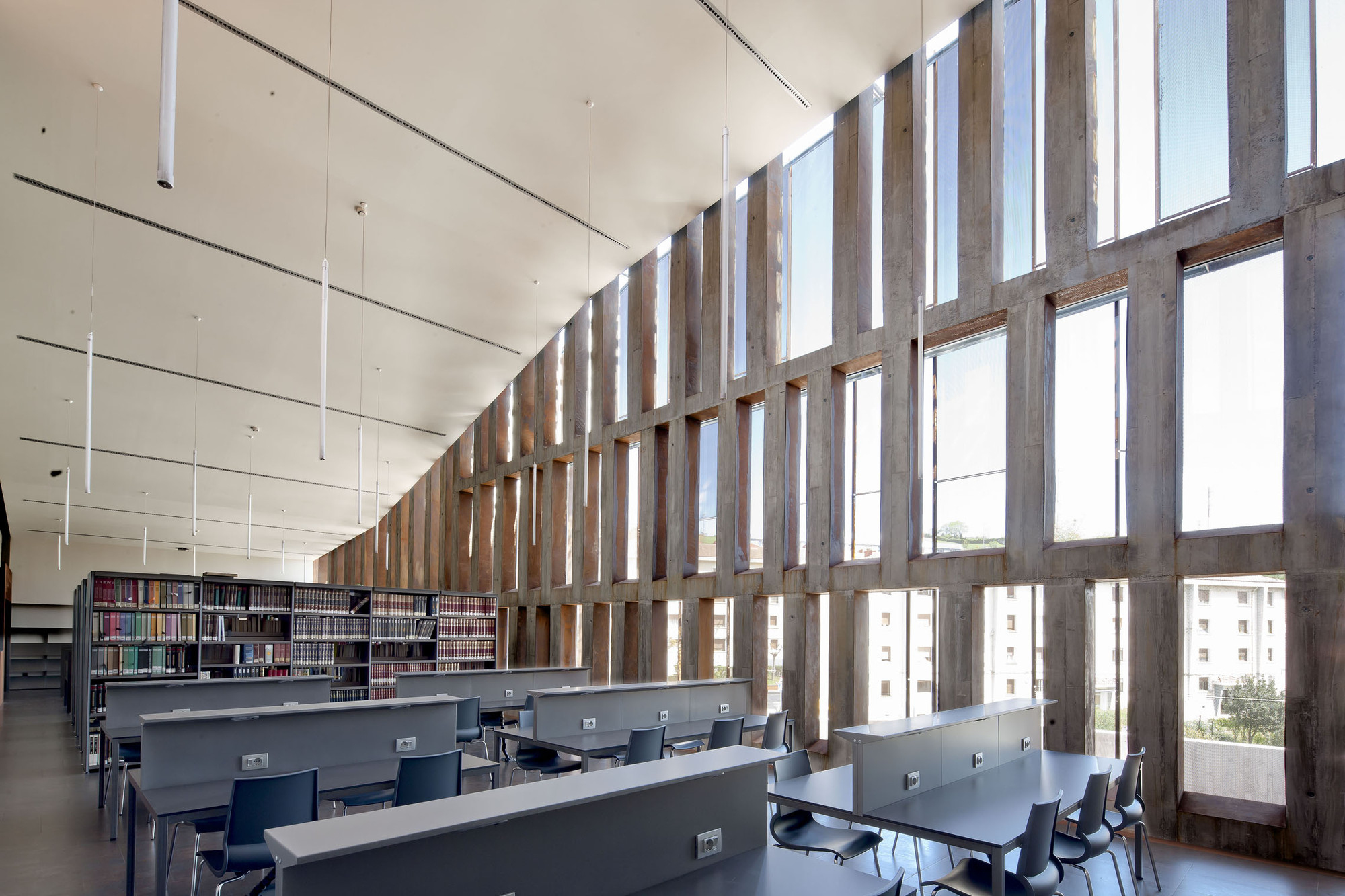 Gallery of OKE / aq4 arquitectura - 4