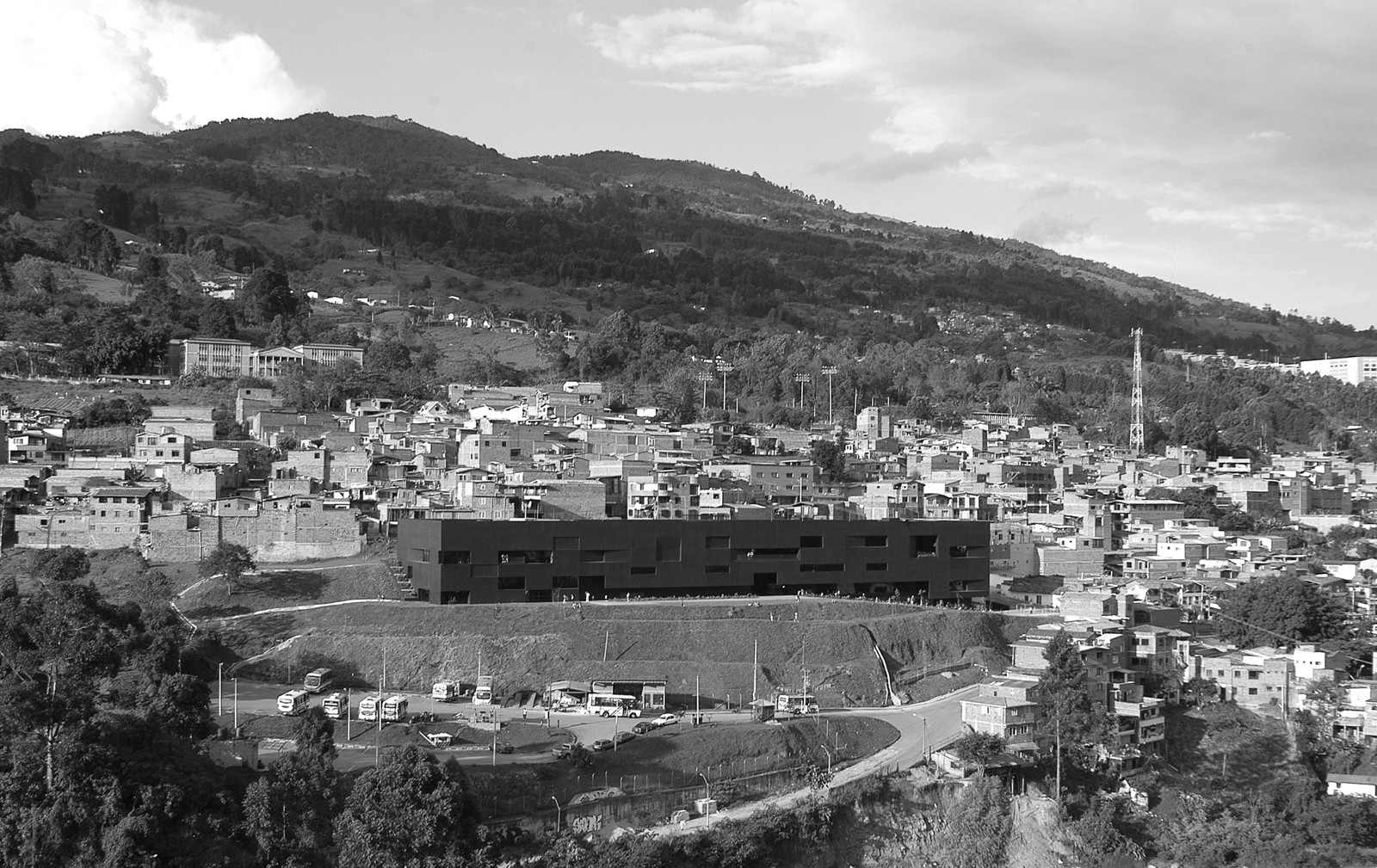 Gallery of Fernando Botero Park Library / G Ateliers Architecture - 18