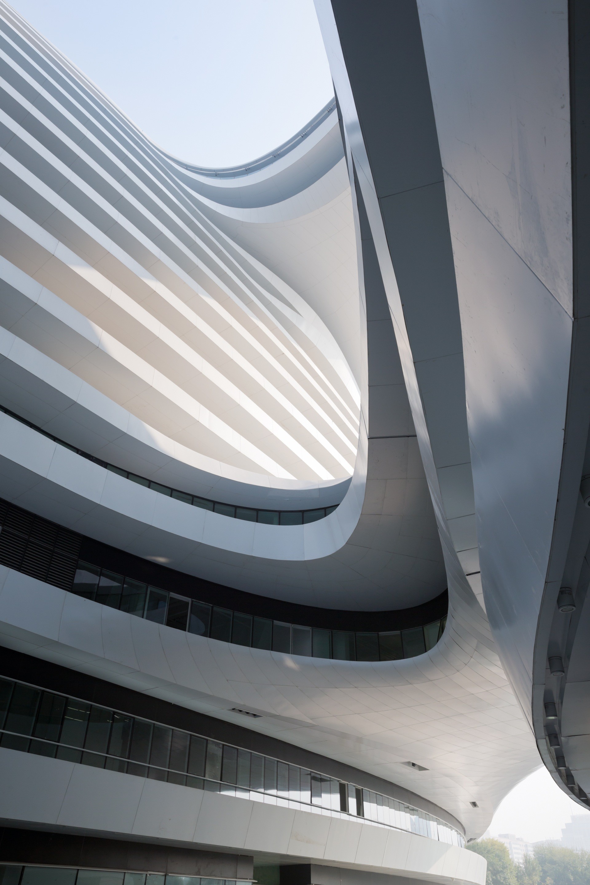 Gallery of Galaxy Soho / Zaha Hadid Architects - 7