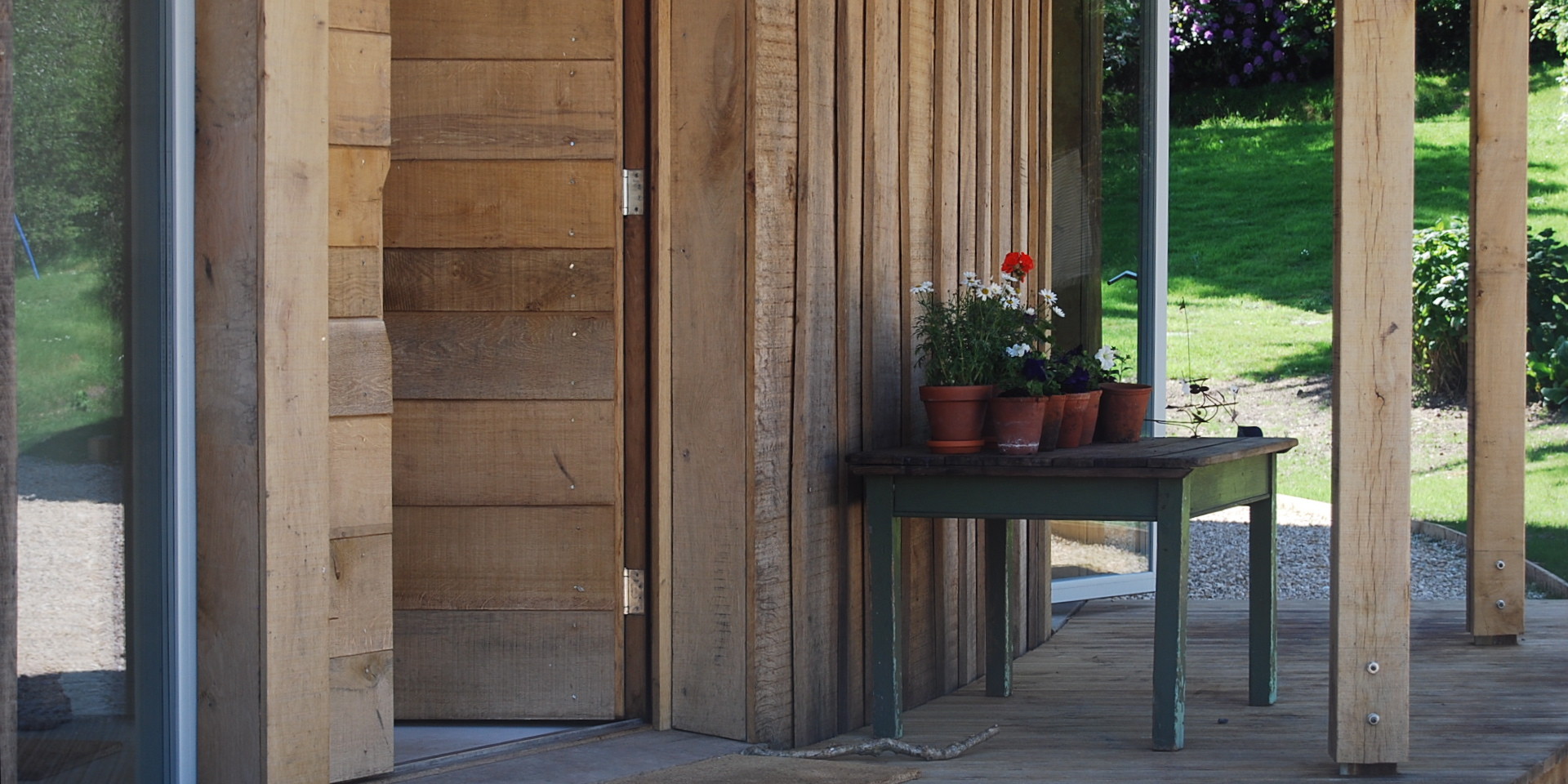 Gallery of Tree Hut / Barnaby Gunning Architects - 11