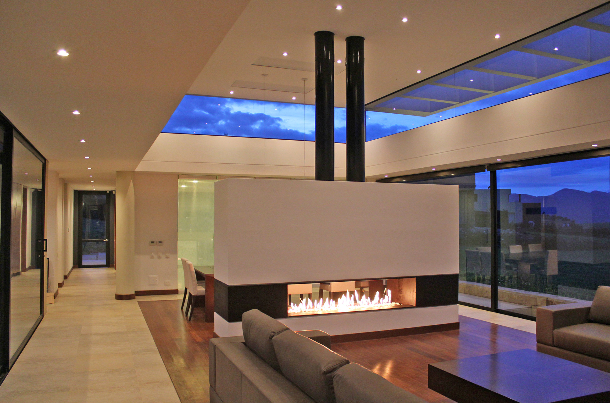 Gallery of AR House / Campuzano Architects - 7