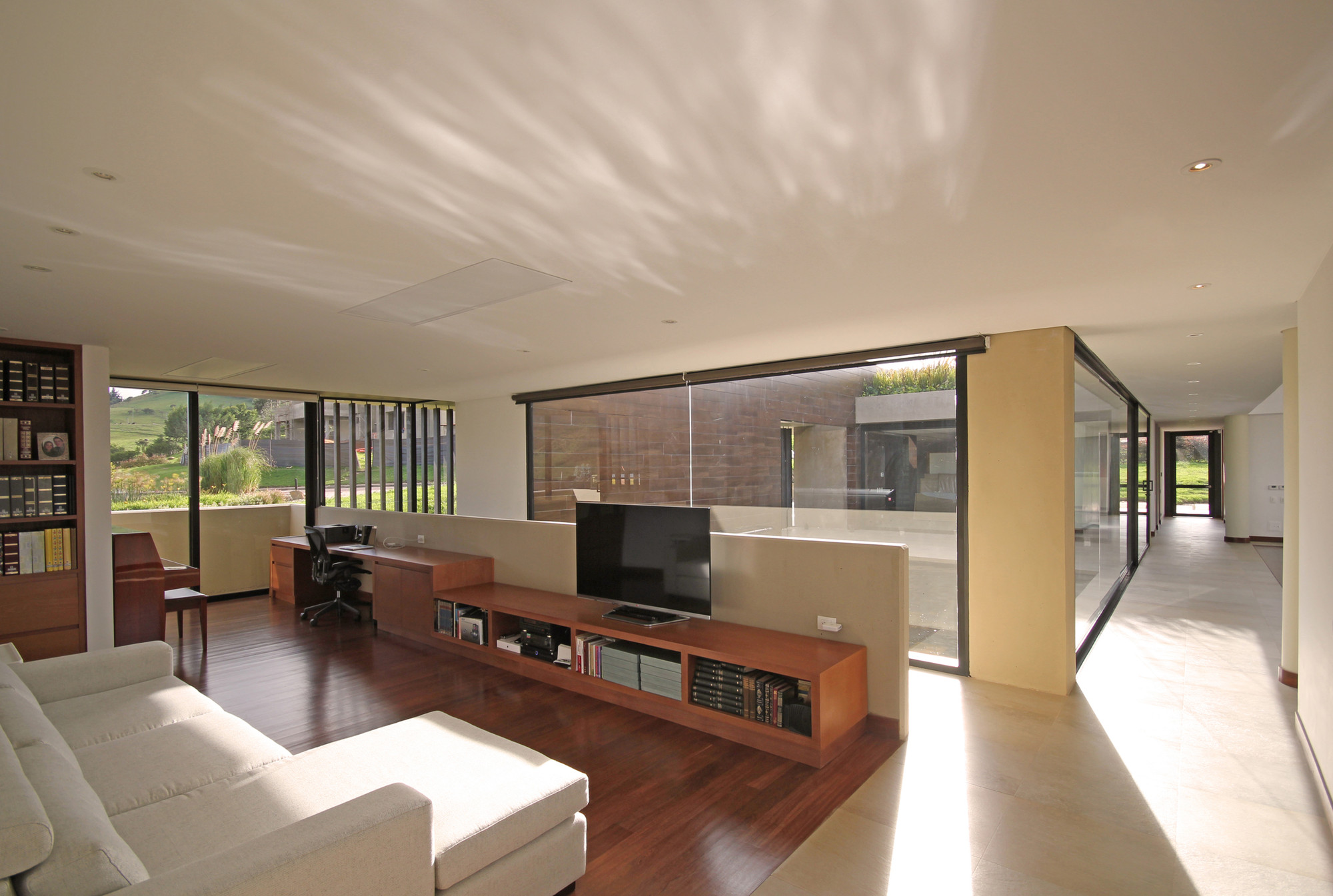 Gallery of AR House / Campuzano Architects - 15