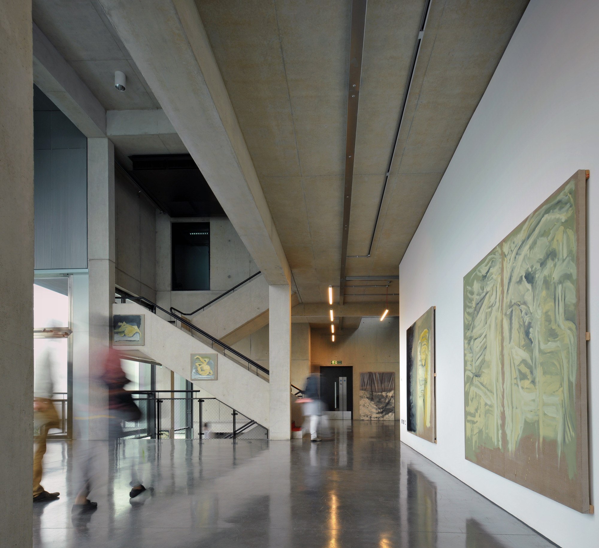 Gallery of Dyson Building / Haworth Tompkins - 33