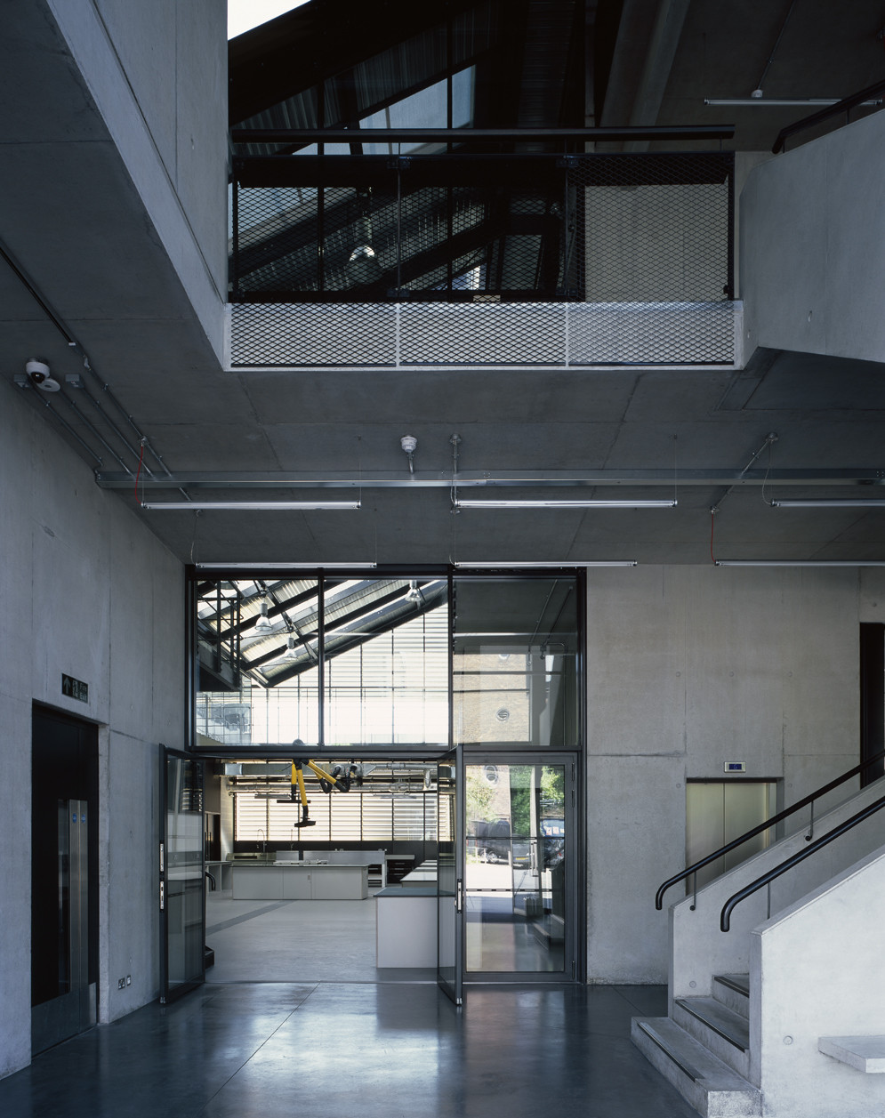 Gallery of Dyson Building / Haworth Tompkins - 29