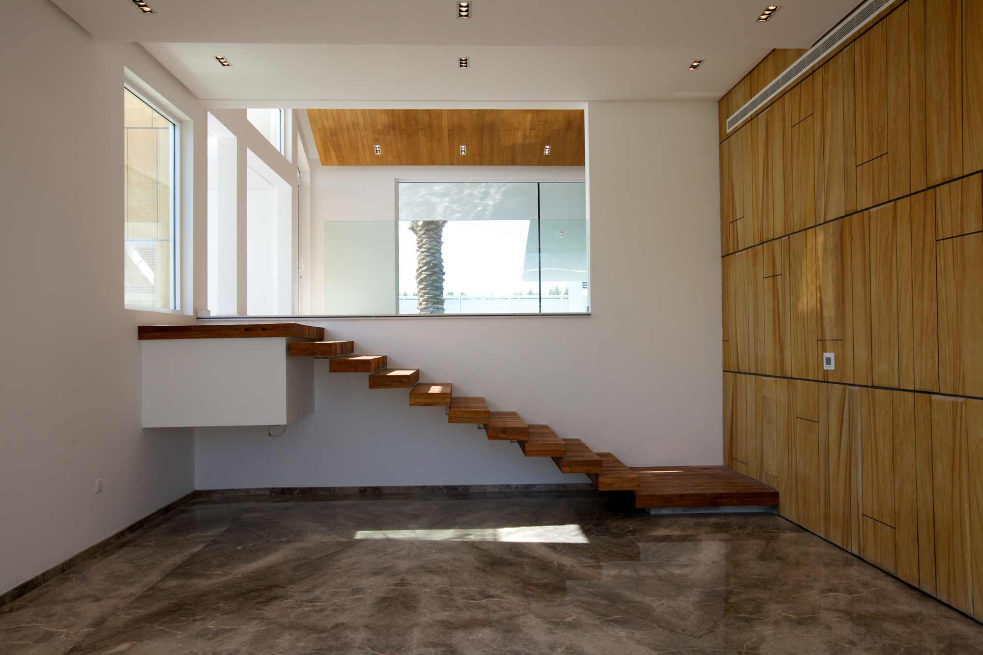 Gallery of Bahrain House / MORIQ - 11