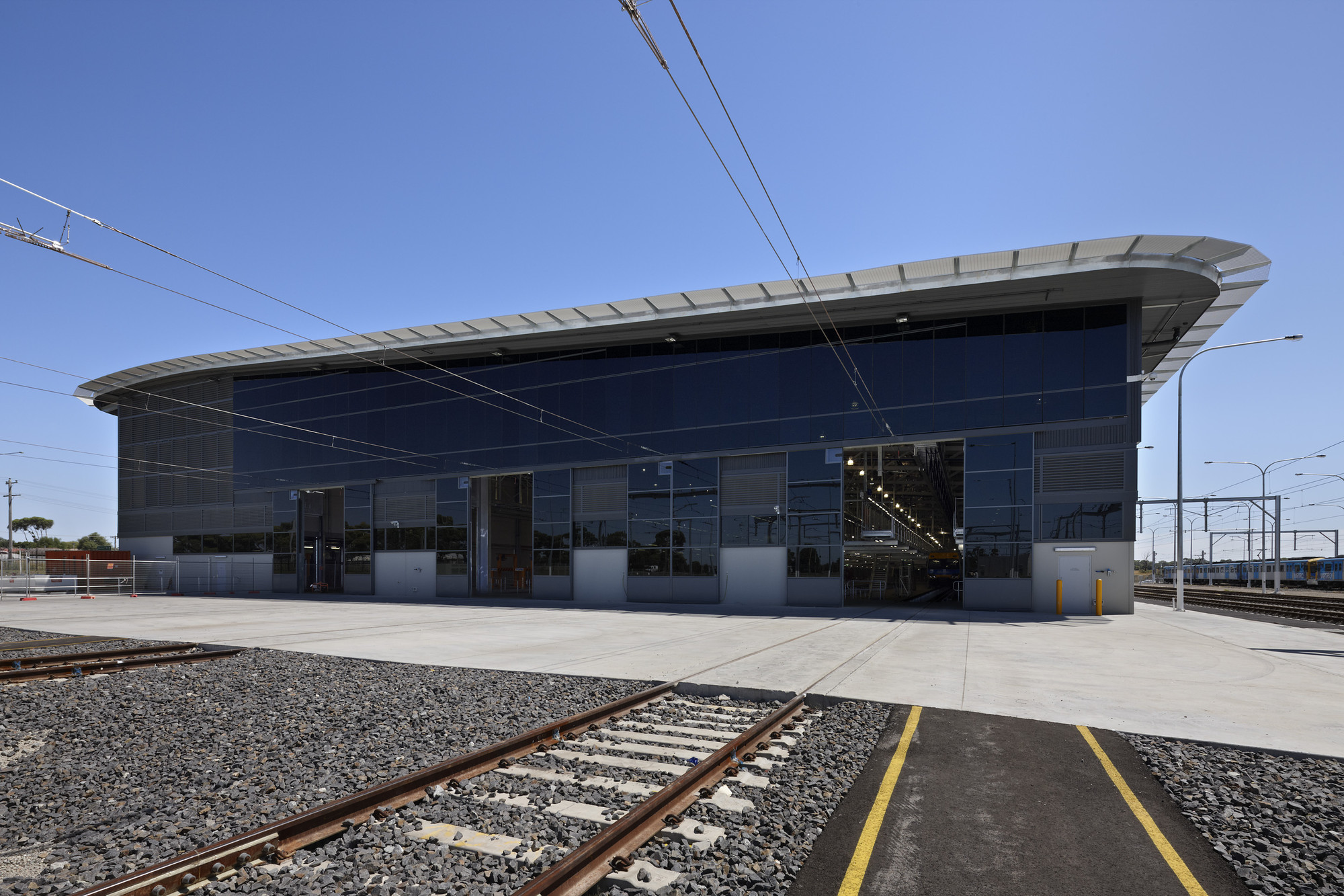 Gallery of Craigieburn Train Maintenance Facility / HBO+EMTB - 1