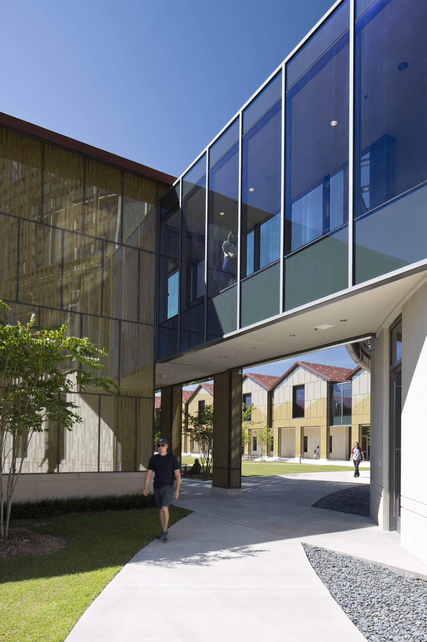 Gallery of E.J. Ourso College of Business / ikon.5 architects - 23