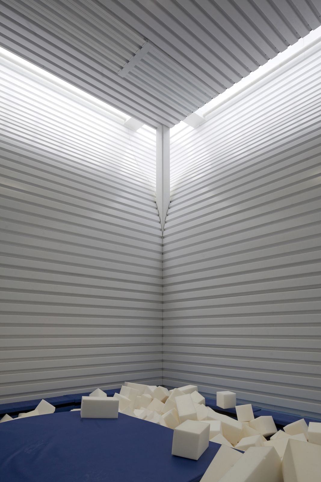 Gallery of Gym Hall TNW / NL Architects - 16
