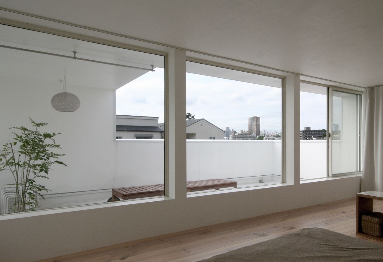 Gallery of KCH / Kochi Architect's Studio - 12