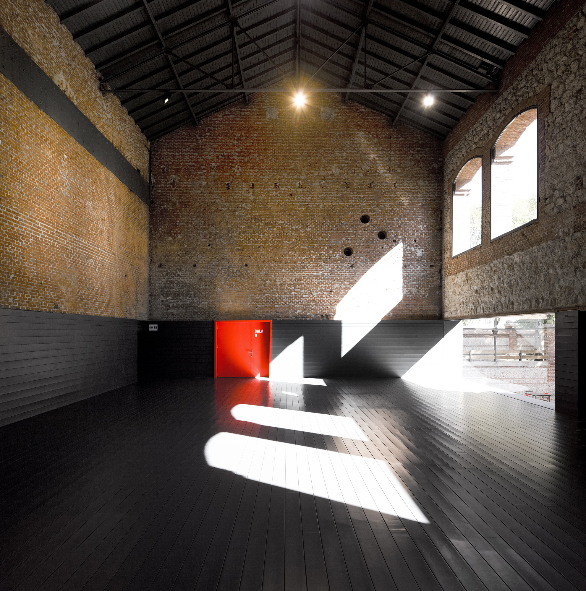 Galería de Cineteca Matadero / Churtichaga+Quadra-Salcedo Arquitectos - 29