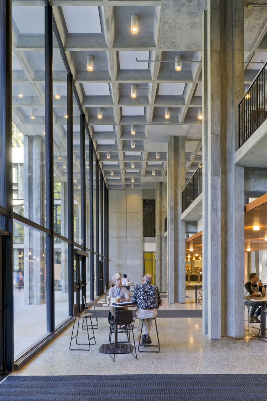 Gallery of McHenry Library / Bora Architects - 7