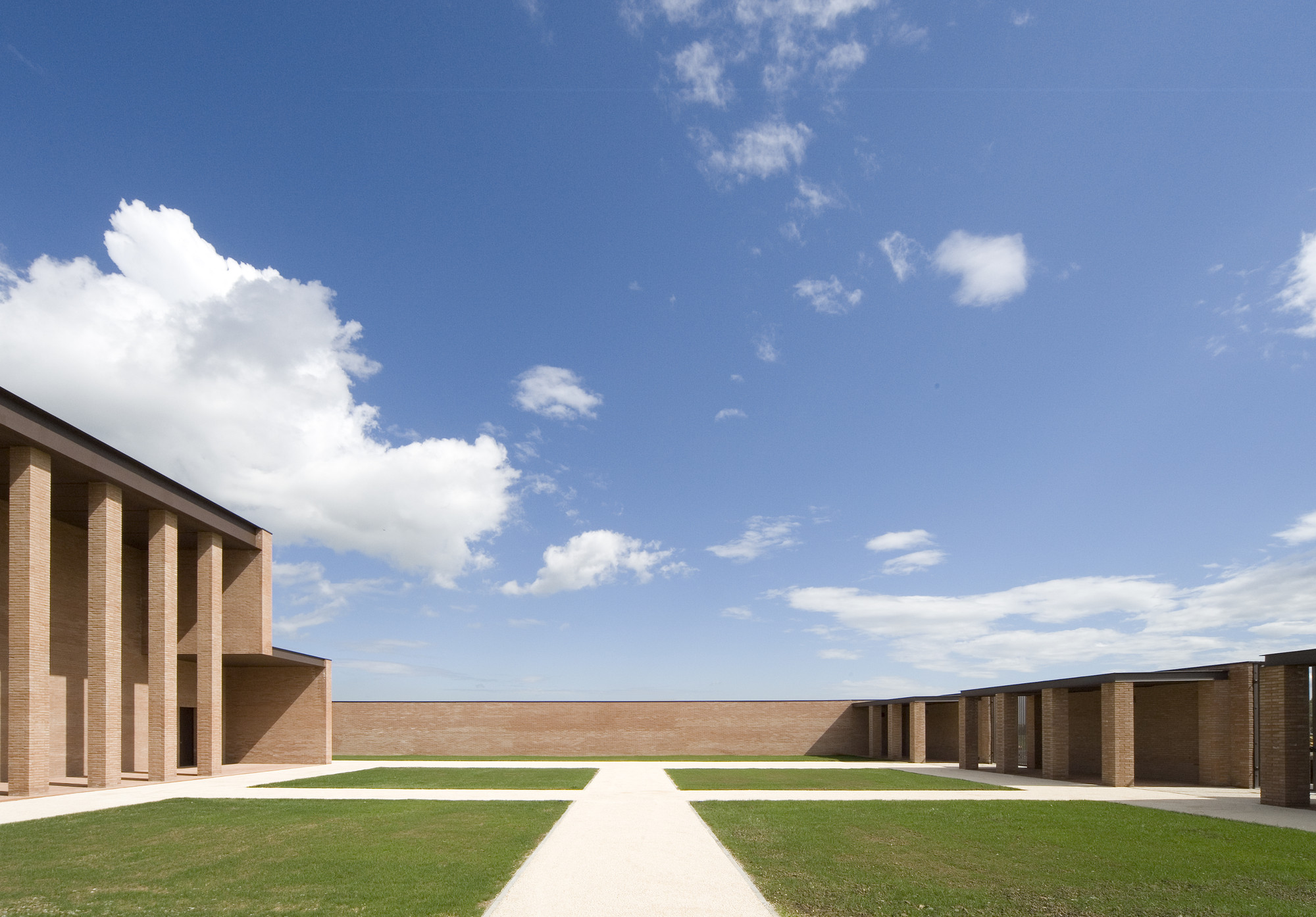 Galería de Crematorio en Parma / Studio Zermani e Associati - 4
