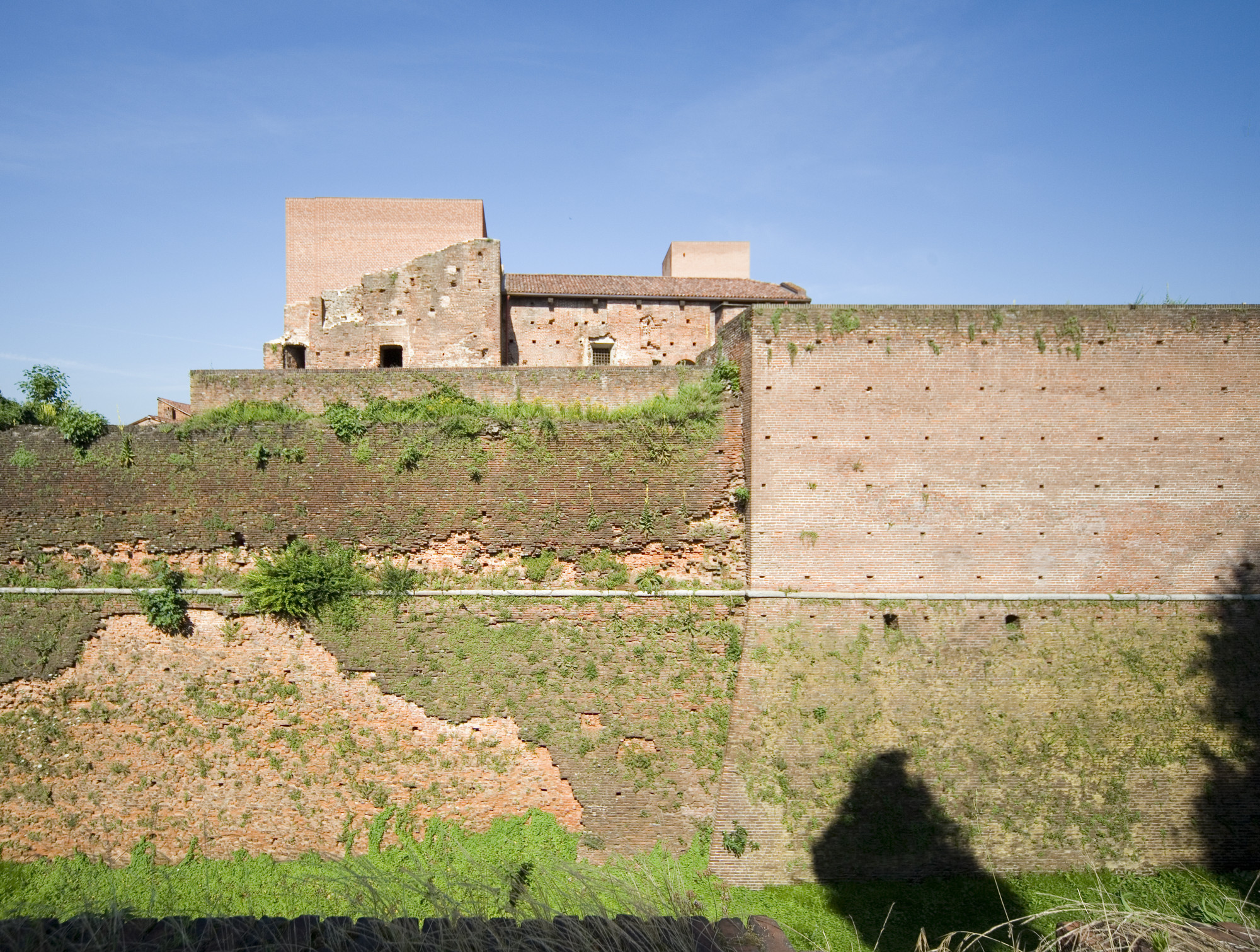 Gallery of Renovation and Reconstruction of the Castle of Novara ...