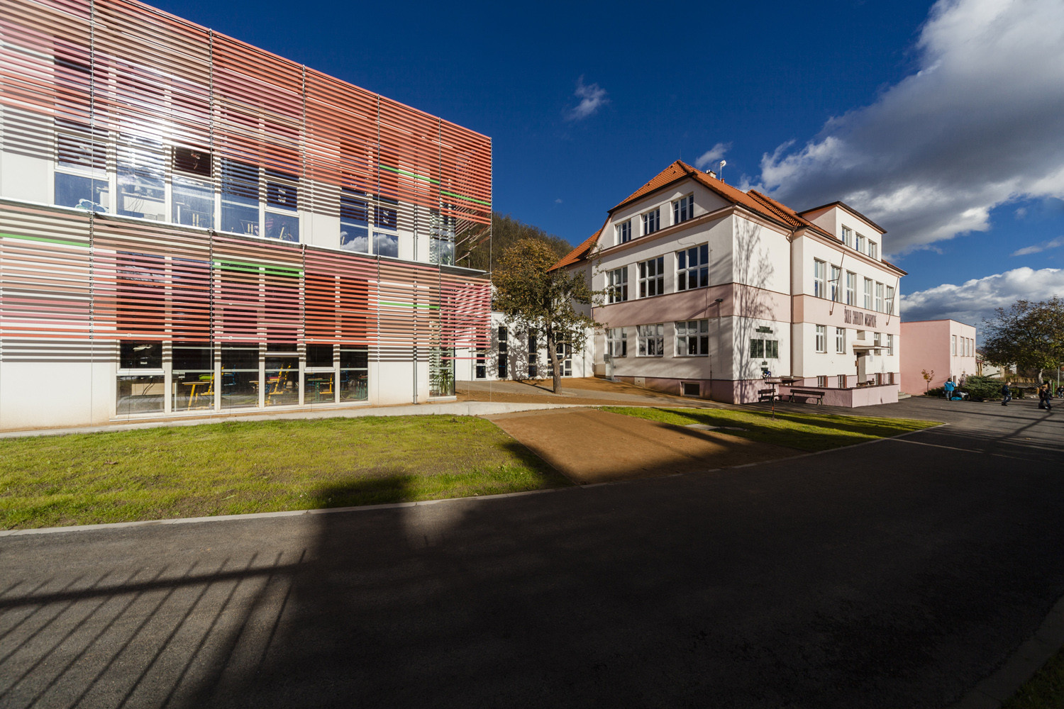 Gallery of Elementary School in Velká Chuchle / Grido - 5