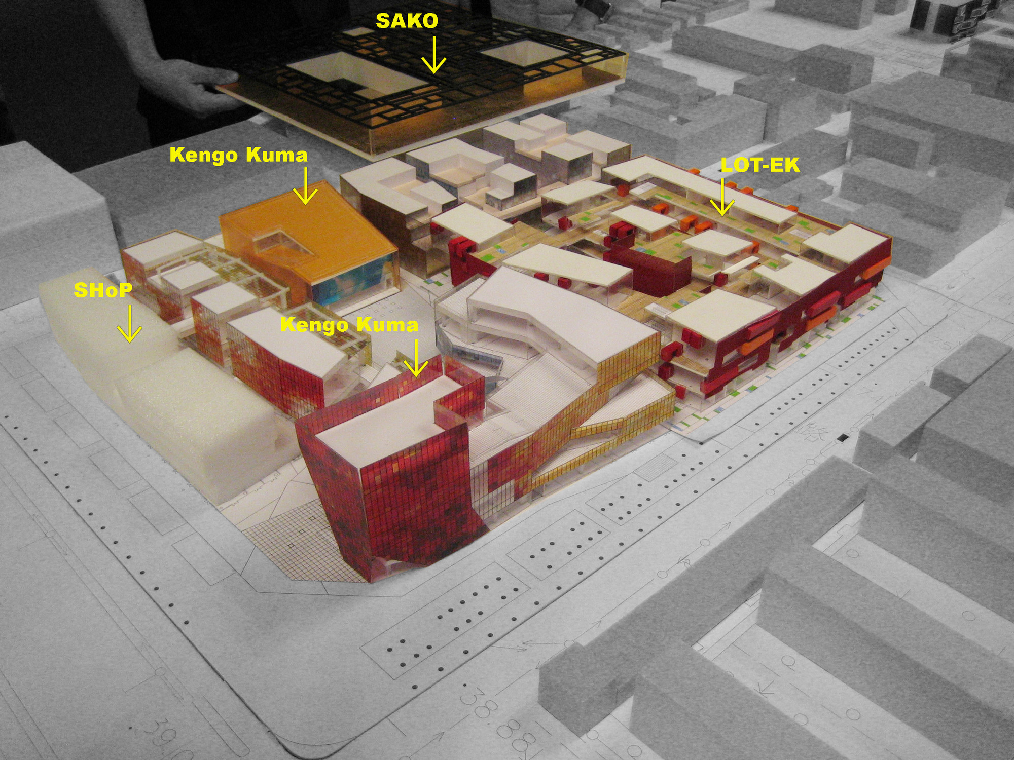 Galeria de Sanlitun South / LOT-EK Architecture & Design - 20