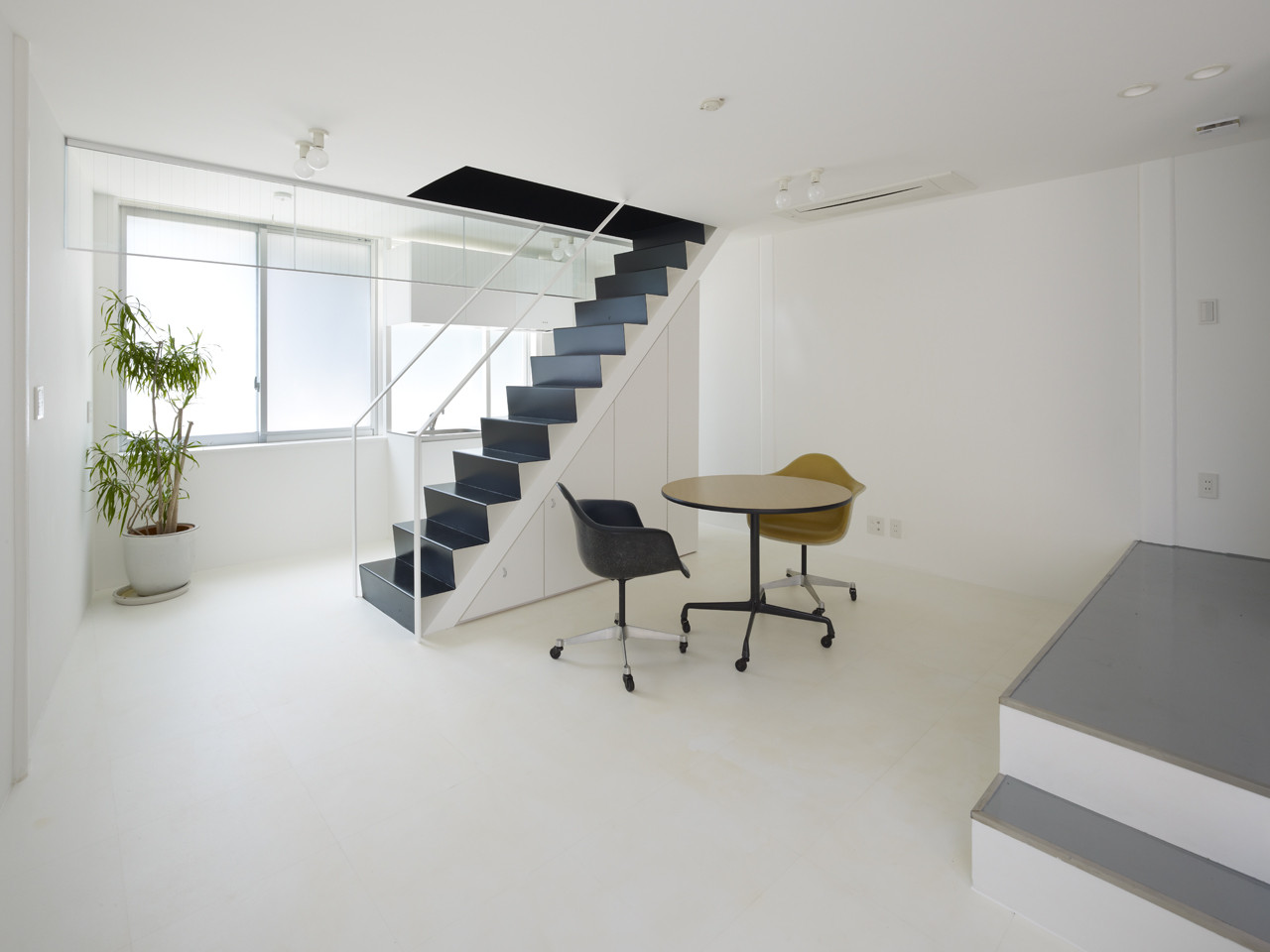 Gallery of XYYX Apartment / Naf Architect & Design - 6