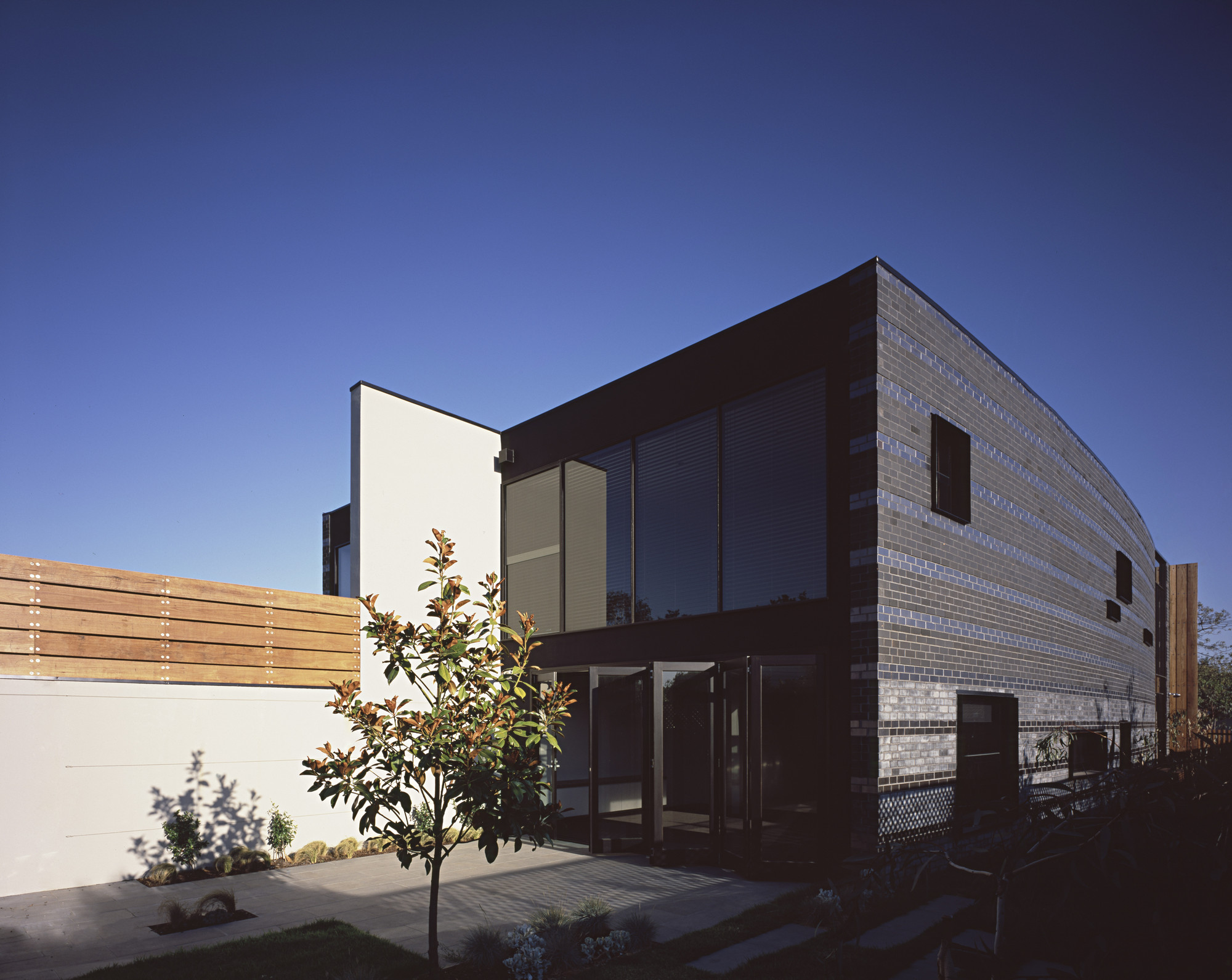 Gallery of Twofold House / BKK Architects - 11