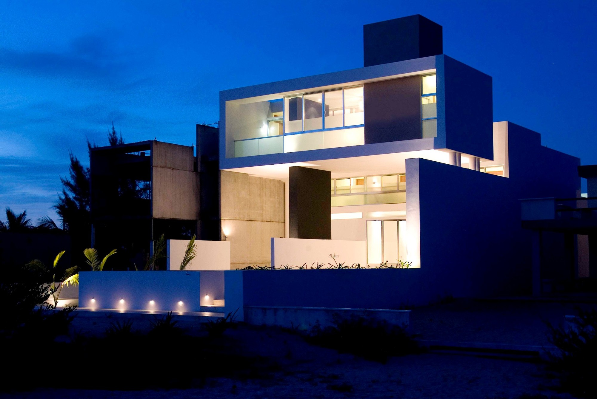 Gallery of Stepped House / Seijo Peon Arquitectos - 4