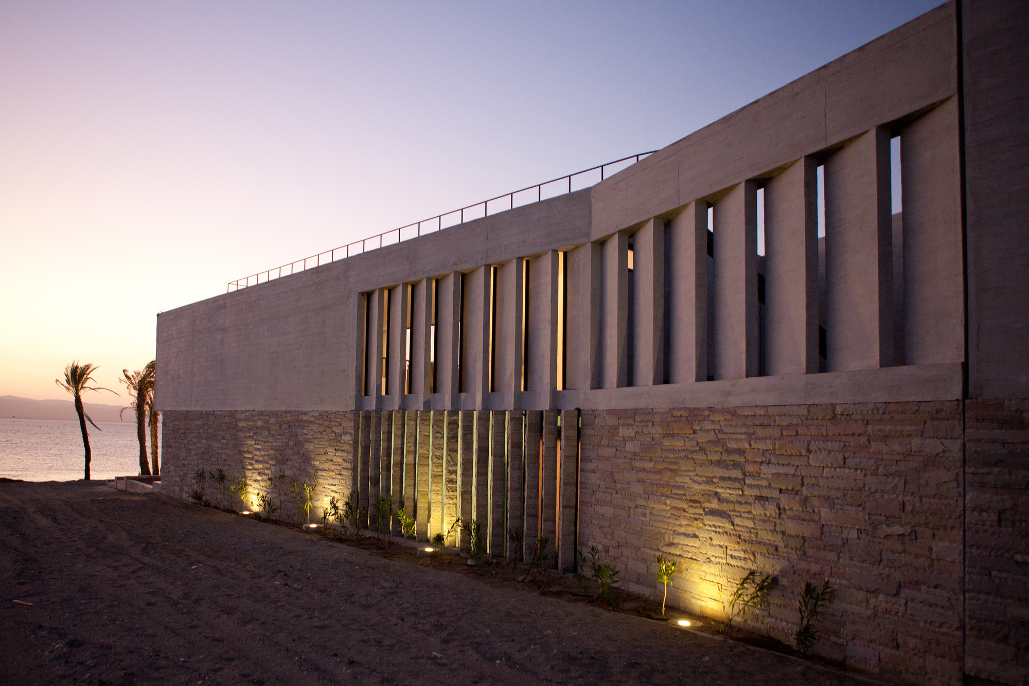 Gallery of Paracas House / RRMR Arquitectos - 7