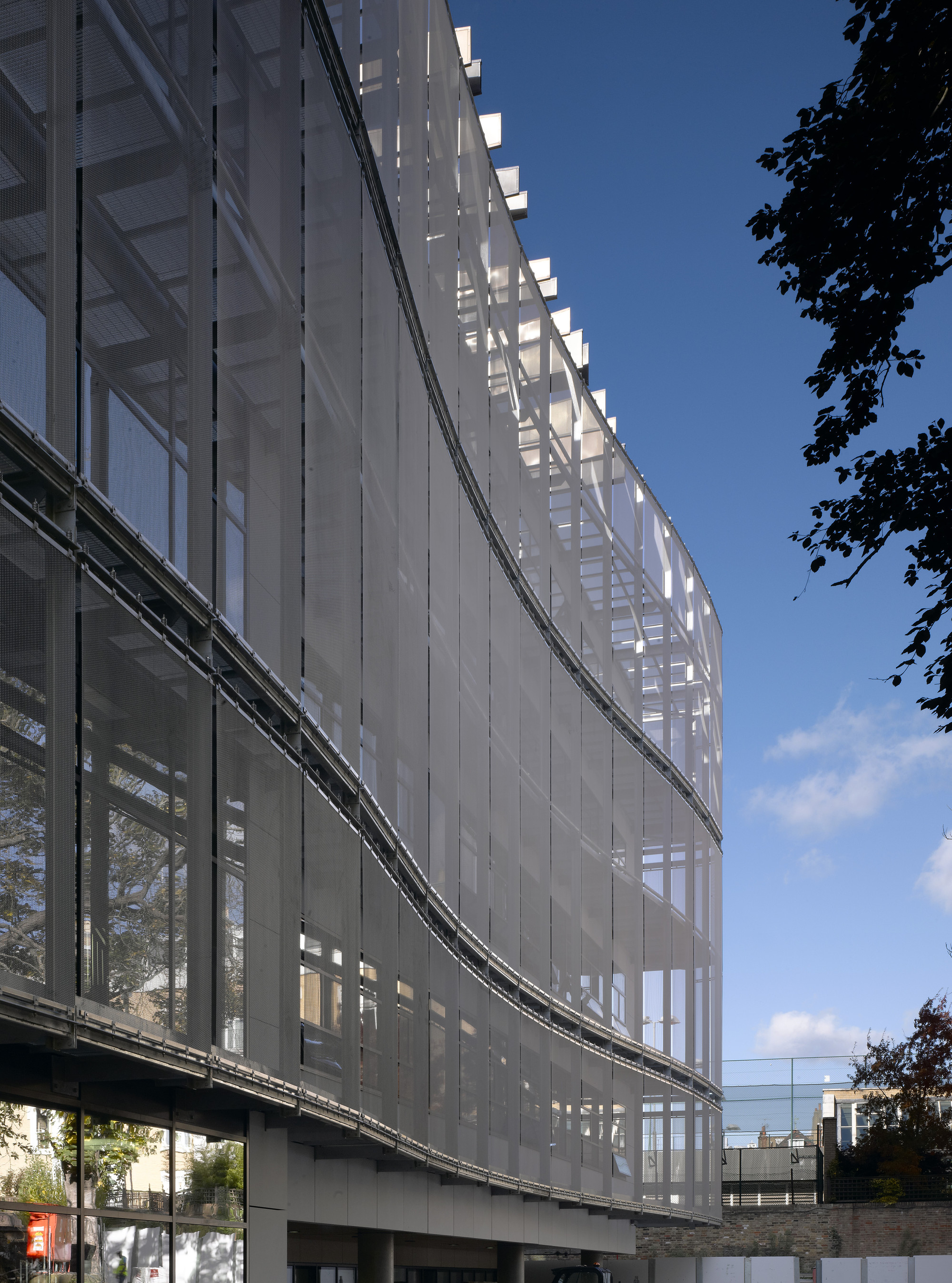 Gallery of Holland Park School / Aedas - 2