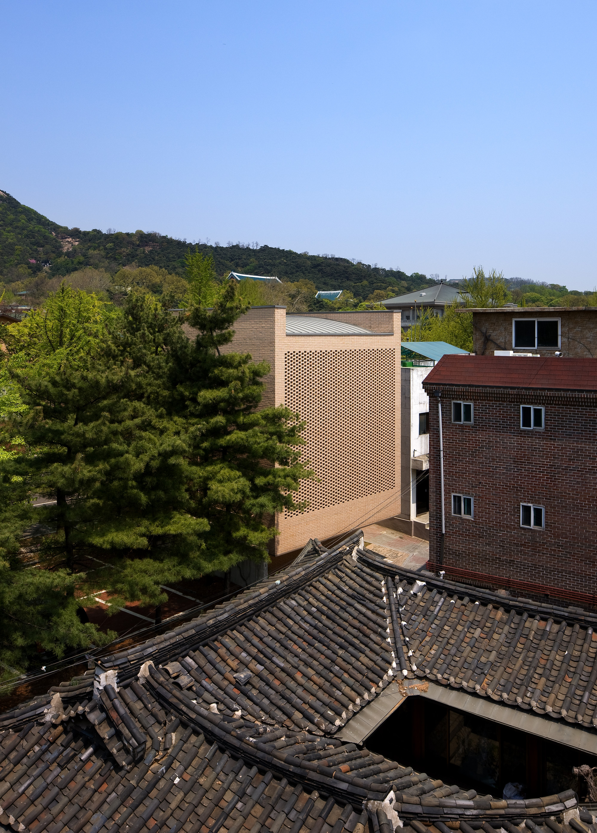 Galeria de The West Village / Doojin Hwang Architects - 3