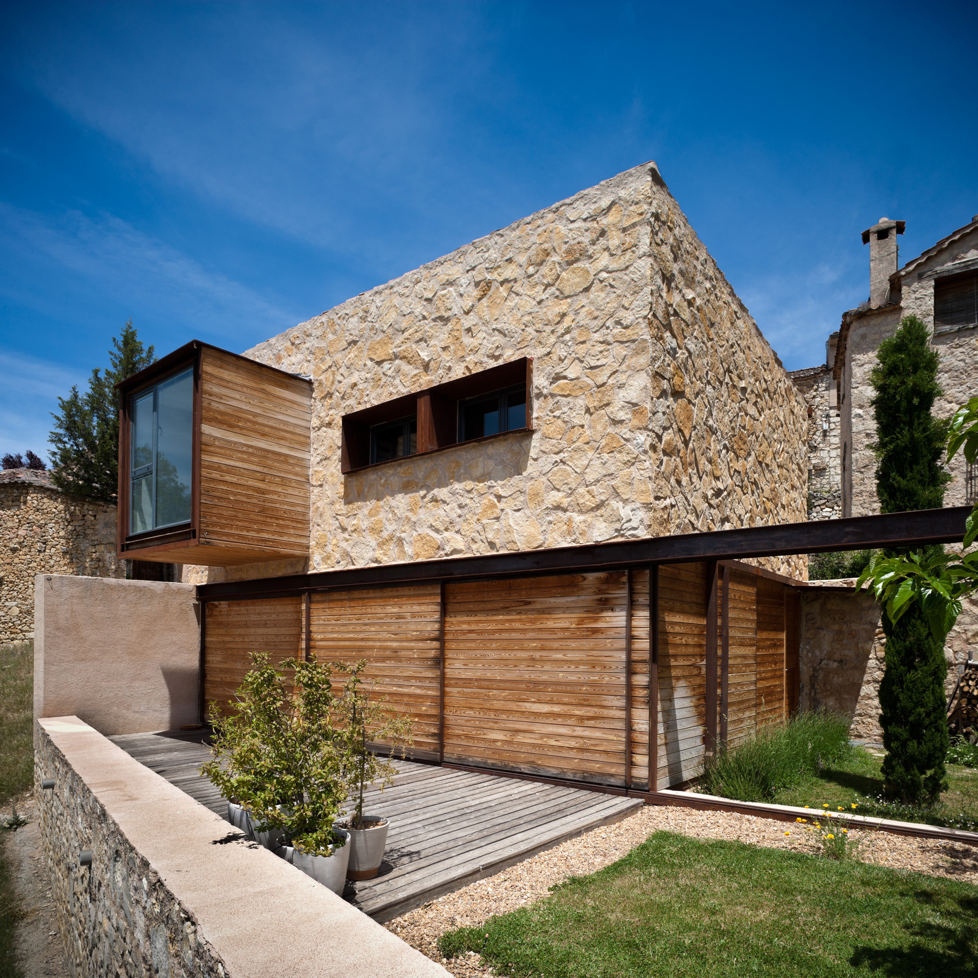 Gallery of La Revilla House / Estudio Mariano Martin - 2