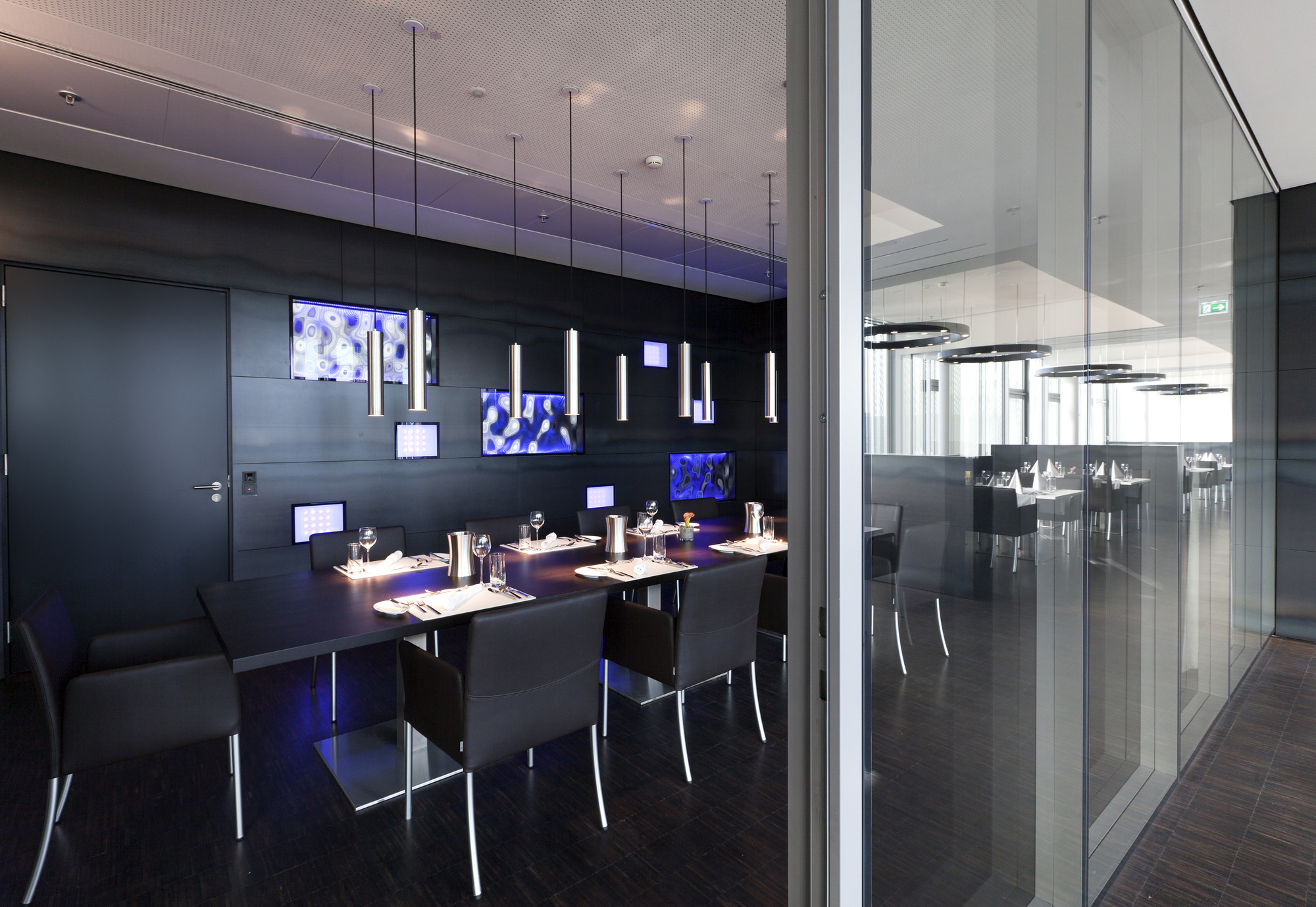 Galería de Q2, ThyssenKrupp Quarter Essen / JSWD Architekten + Chaix ...